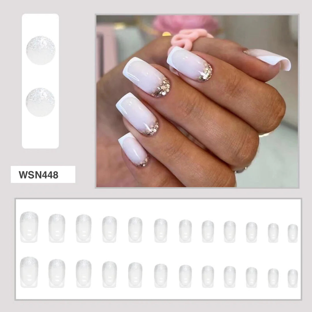 PRESS ON NAILS – World stunner lashes